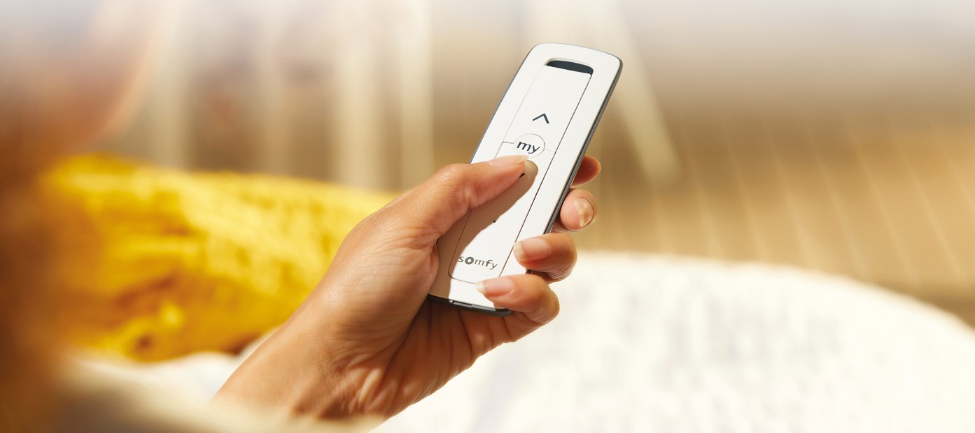 Enhance your comfort with remote controls and sensors! - Somfy